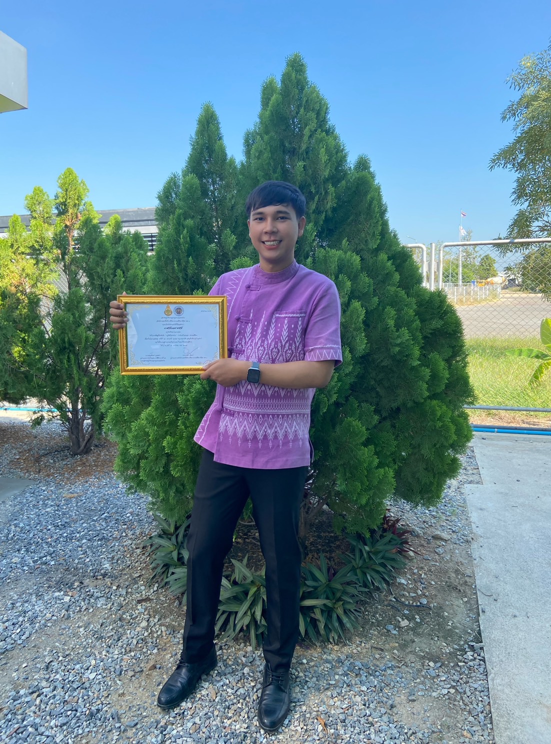 หน้า - ขอแสดงความยินดีกับศิษย์เก่า ศักดิ์ธนเดช พรศักดิ์ โอกาสได้รับการเชิดชูเกียรติเป็น "ครูดี ...